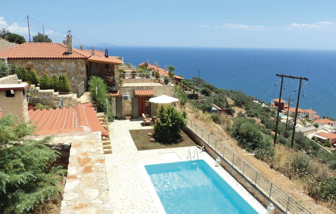 150 M² Duplex ∙ 4 Chambres ∙ 9 Personnes - Grèce