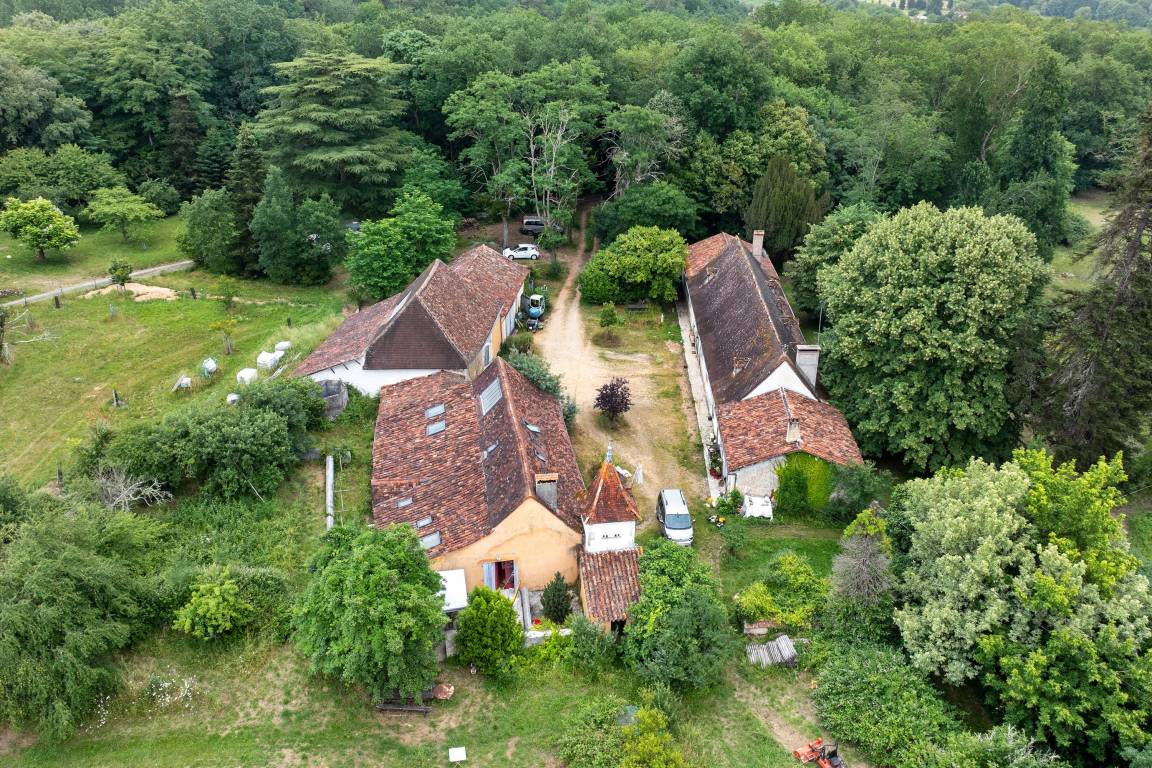 270 M² Ferienhaus ∙ 5 Schlafzimmer ∙ 19 Gäste - Département Dordogne