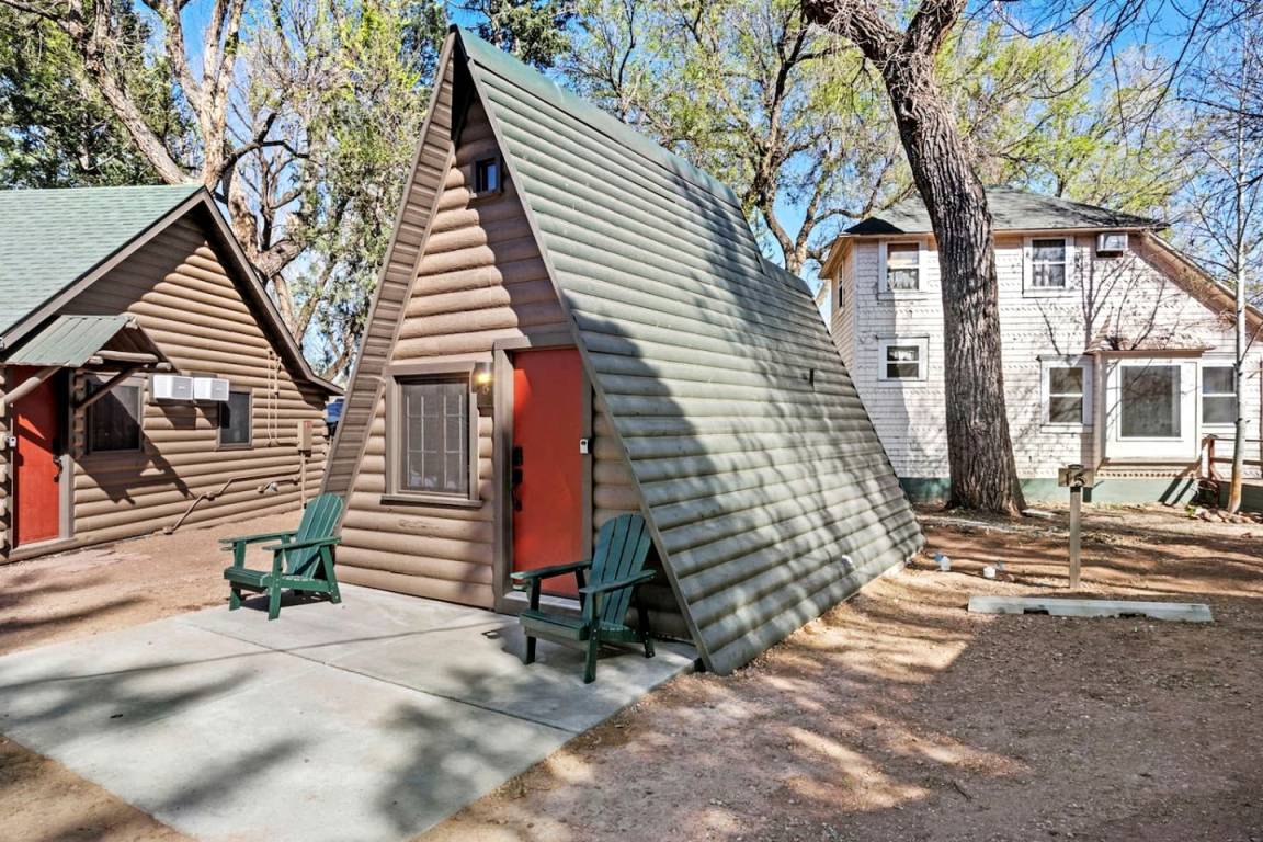 Cabin ∙ 1 Bedroom ∙ 2 Guests - Colorado Springs, CO