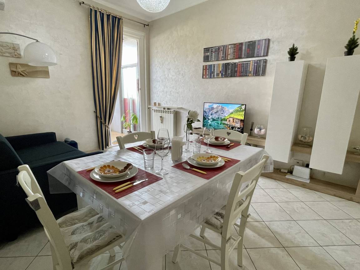 60 M² Appartamento Vacanza ∙ 1 Camera Da Letto ∙ 4 Ospiti - Fiumicino