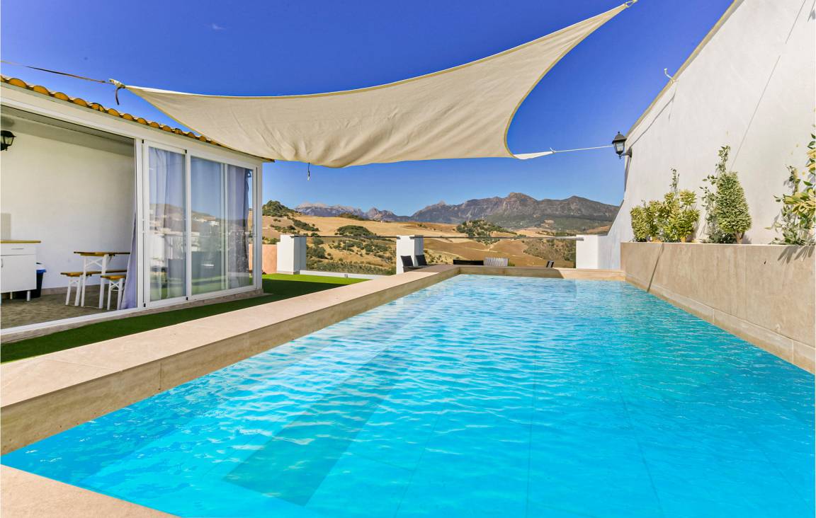400 M² Casa ∙ 5 Habitaciones ∙ 12 Huéspedes - Grazalema