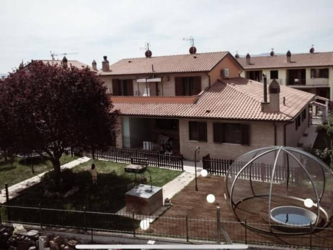 250 M² Apartamento ∙ 4 Quartos ∙ 8 Hóspedes - Foligno