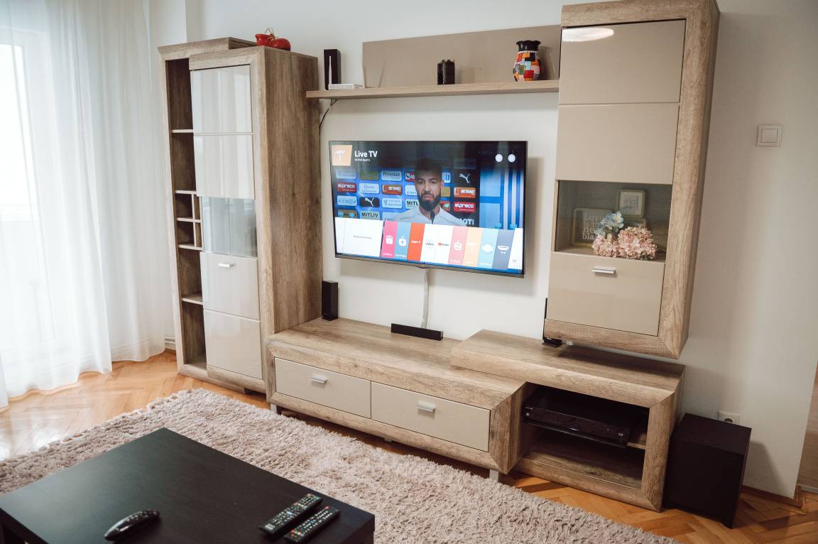 60 M² Appartamento Vacanza ∙ 1 Camera Da Letto ∙ 4 Ospiti - Ploiești