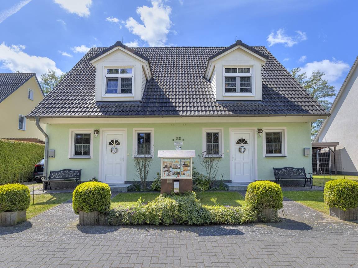 80 M² Ferienhaus ∙ 2 Schlafzimmer ∙ 6 Gäste - Trassenheide