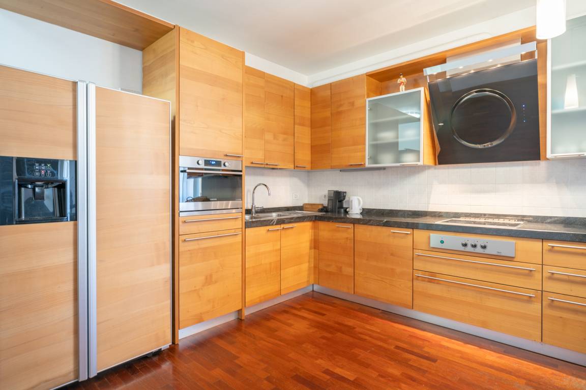 70 M² Apartment ∙ 2 Bedrooms ∙ 4 Guests - Lecco