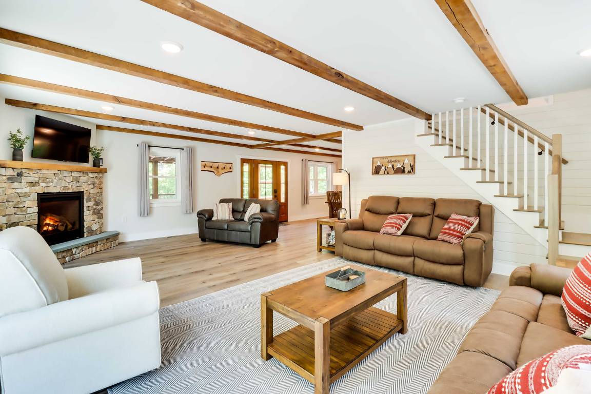 232 M² House ∙ 5 Bedrooms ∙ 10 Guests - Northumberland, PA