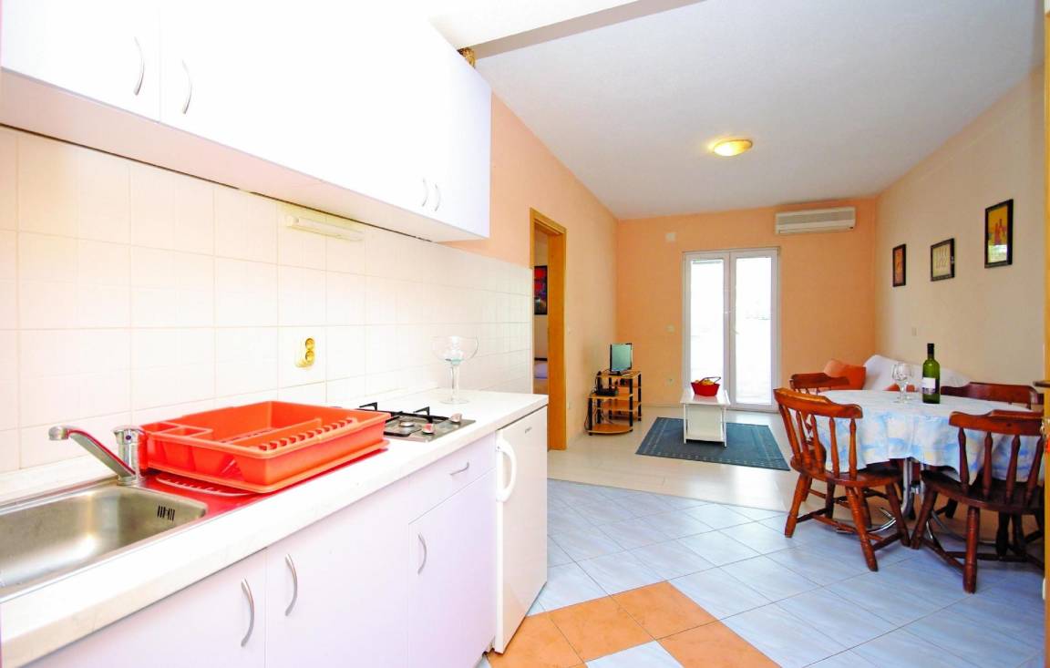 38 M² Apartment ∙ 1 Bedroom ∙ 4 Guests - Promajna