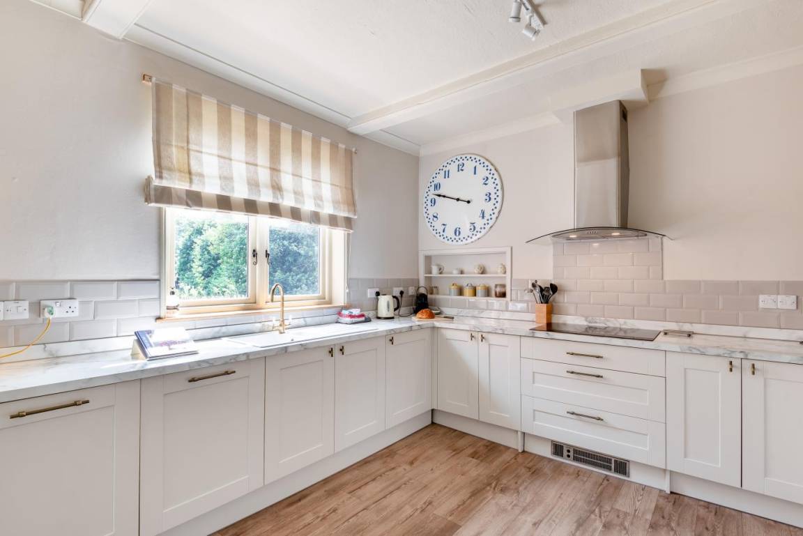 Cottage ∙ 5 Bedrooms ∙ 10 Guests - Lincoln