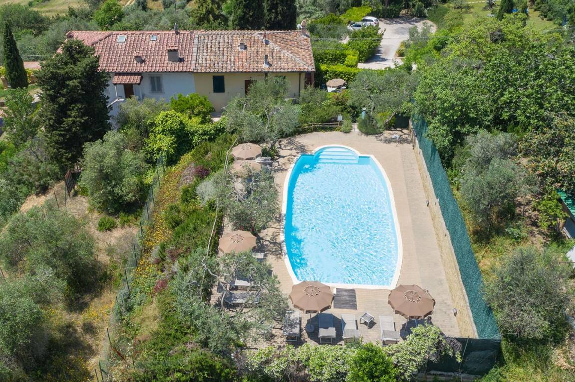 60 M² Appartement ∙ 2 Slaapkamers ∙ 4 Gasten - Poggibonsi