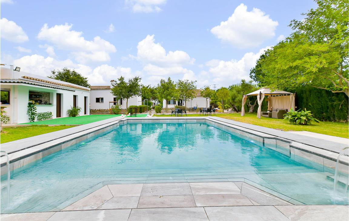 50 M² House ∙ 2 Bedrooms ∙ 4 Guests - Montellano