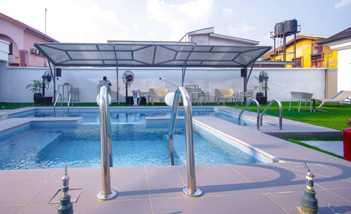 110 M² Apartamento ∙ 3 Habitaciones ∙ 6 Huéspedes - Benin City