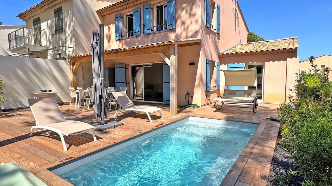 125 M² House ∙ 4 Bedrooms ∙ 10 Guests - Sainte-Maxime