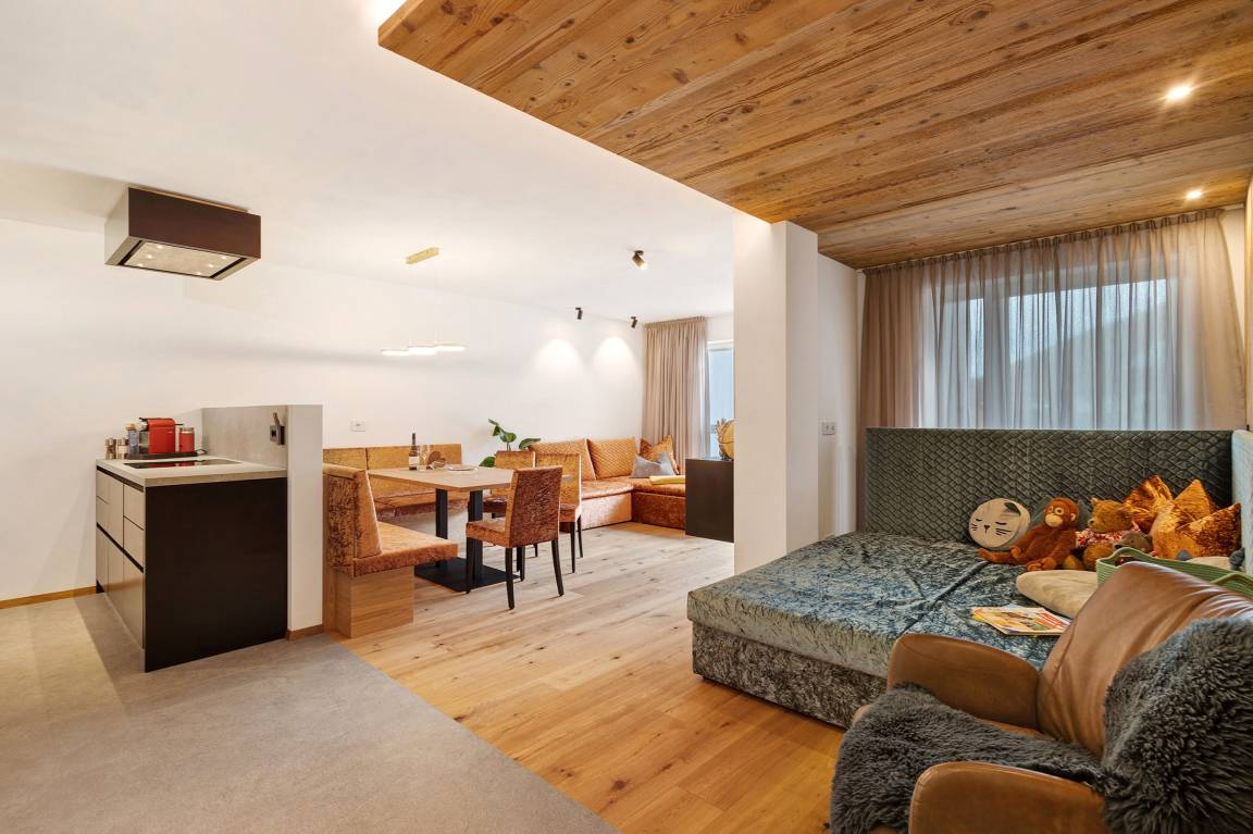 80 M² Ferienwohnung ∙ 2 Schlafzimmer ∙ 6 Gäste - Meransen