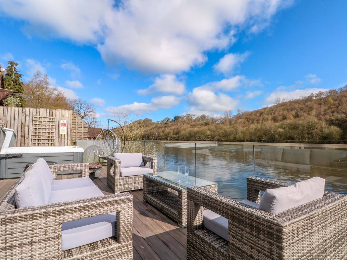 Cottage ∙ 2 Bedrooms ∙ 5 Guests - Leek