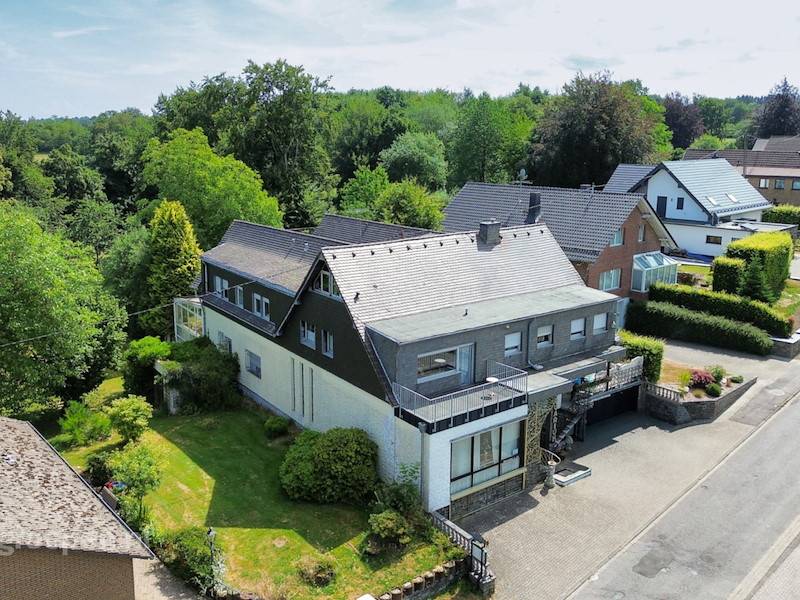 Ferienhaus ∙ 13 Schlafzimmer ∙ 28 Gäste - Simmerath