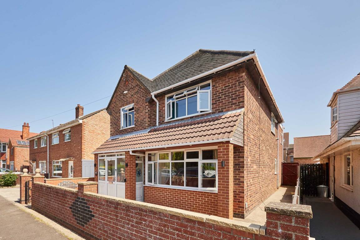 Apartment ∙ 4 Bedrooms ∙ 8 Guests - Skegness
