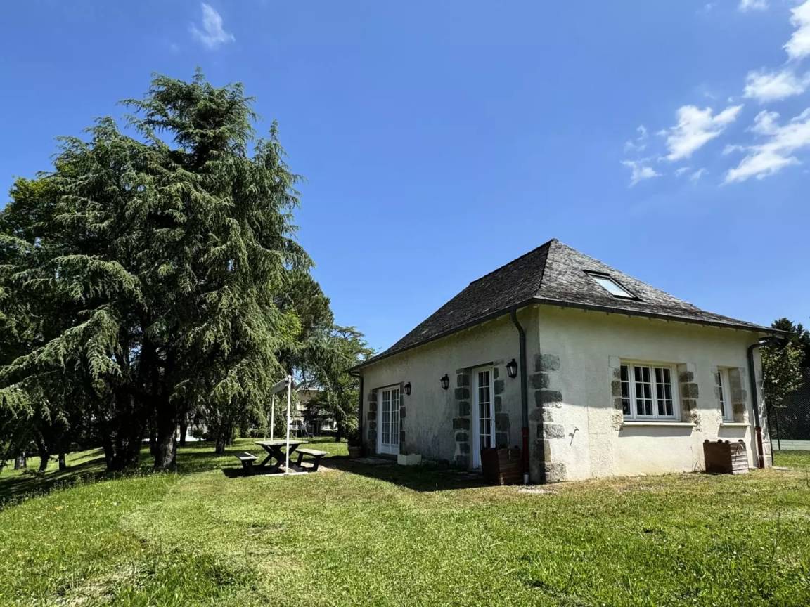 Maison De Vacances ∙ 3 Chambres ∙ 7 Personnes - Brive-la-Gaillarde