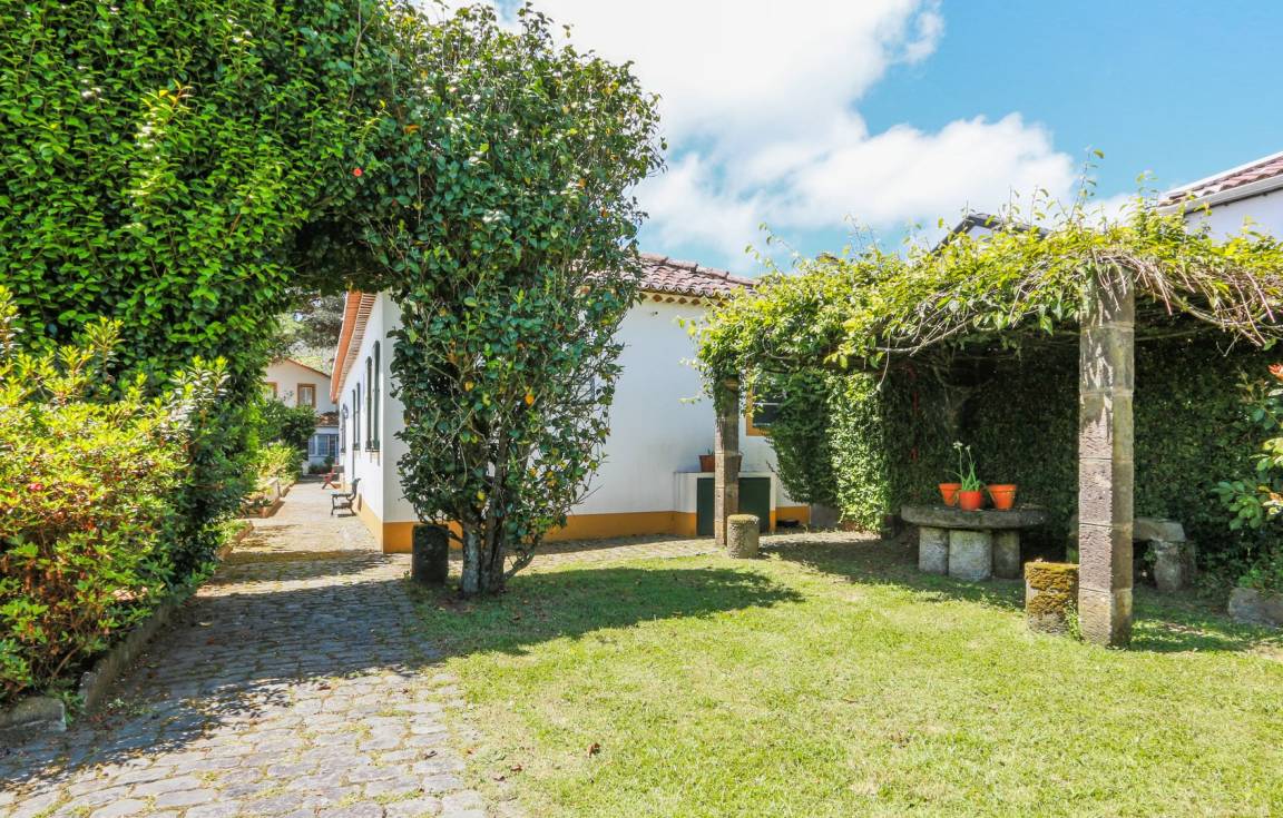 70 M² House ∙ 2 Bedrooms ∙ 4 Guests - Furnas