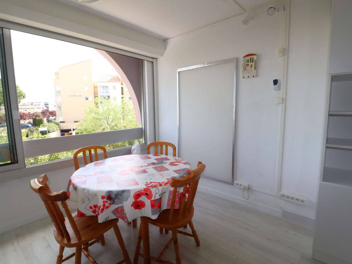 26 M² Studio Flat ∙ 1 Bedroom ∙ 4 Guests - Aigues-Mortes