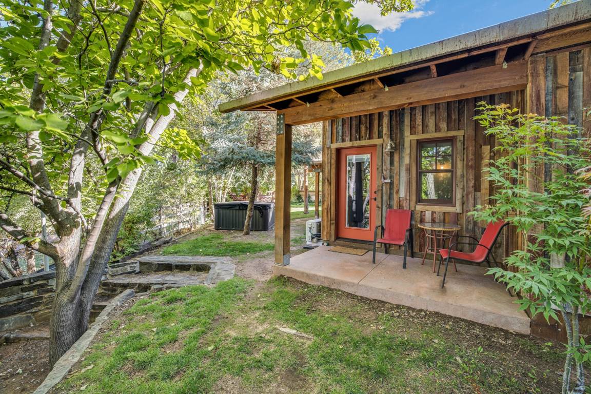 Cabin ∙ 1 Bedroom ∙ 2 Guests - Moab, UT