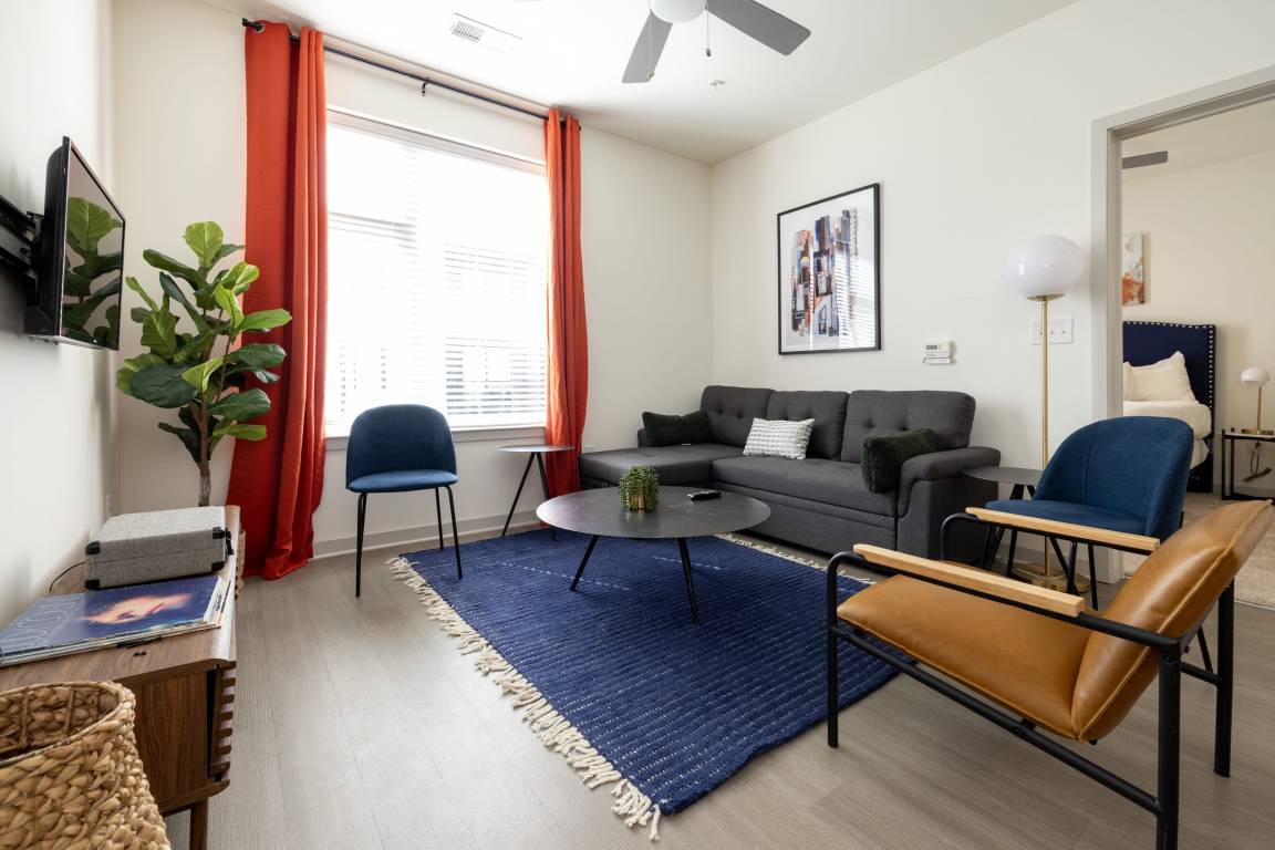 92 M² Apartment ∙ 2 Bedrooms ∙ 5 Guests - Louisville, KY