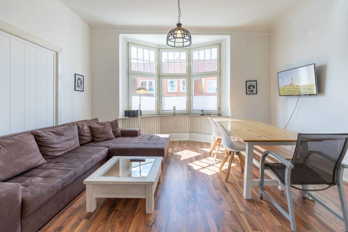 100 M² Apartment ∙ 3 Bedrooms ∙ 6 Guests - Husum