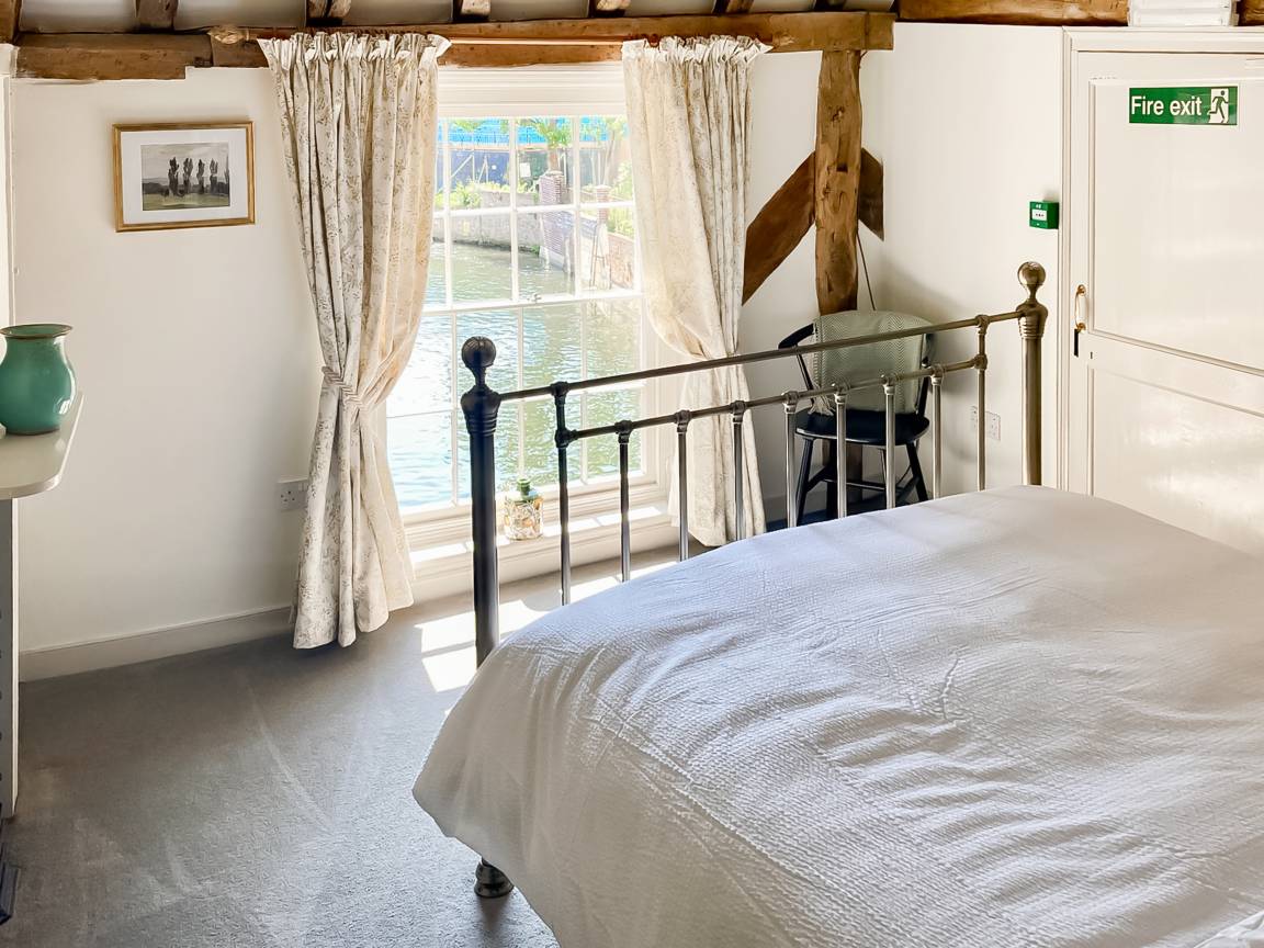 Apartment ∙ 1 Bedroom ∙ 2 Guests - Canterbury