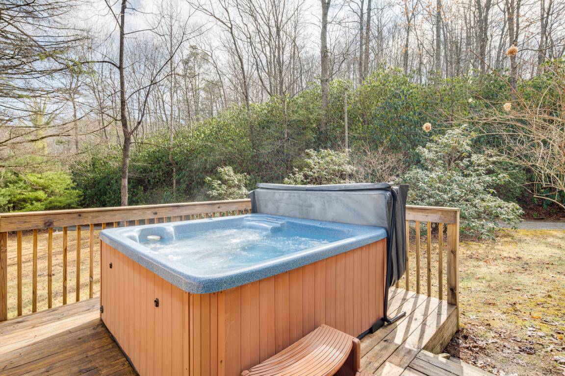 102 M² Casa ∙ 3 Habitaciones ∙ 7 Huéspedes - Hendersonville, NC
