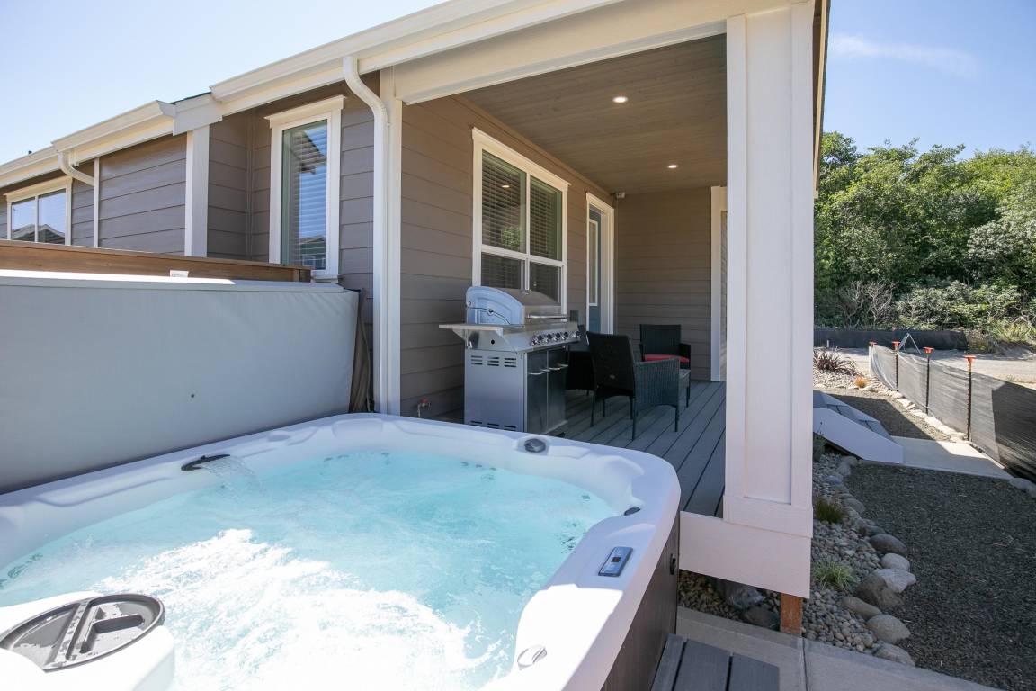 146 M² Cottage ∙ 3 Bedrooms ∙ 6 Guests - Ocean Shores, WA
