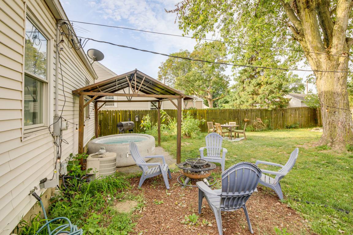 92 M² House ∙ 3 Bedrooms ∙ 6 Guests - Indianapolis, IN