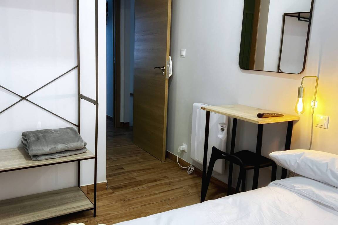 Hotel ∙ 1 Bedroom ∙ 1 Guest - Bilbao