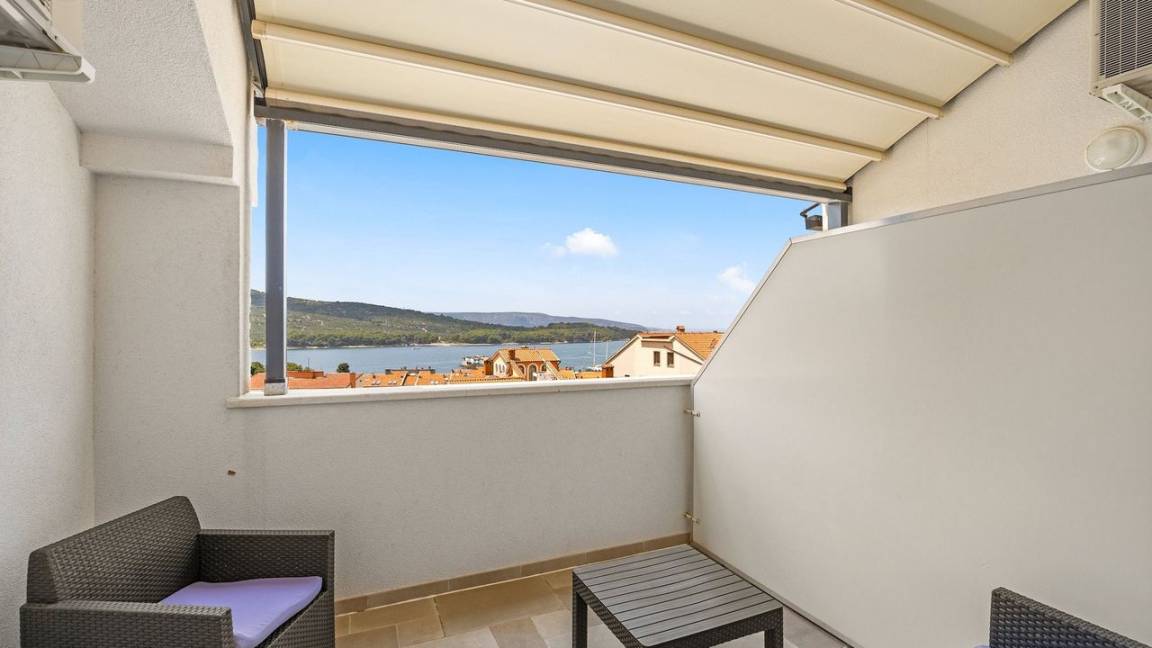 70 M² Apartment ∙ 2 Bedrooms ∙ 6 Guests - Cres