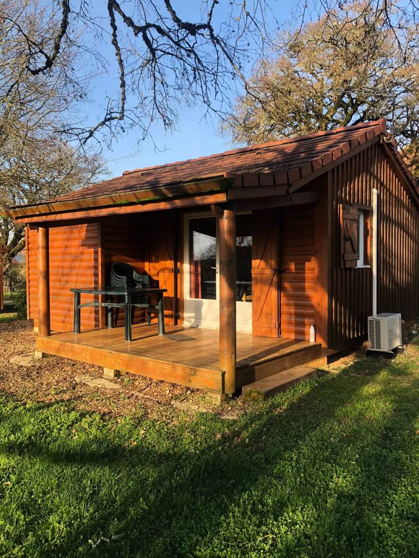 30 M² Chalet ∙ 2 Slaapkamers ∙ 4 Gasten - Rocamadour