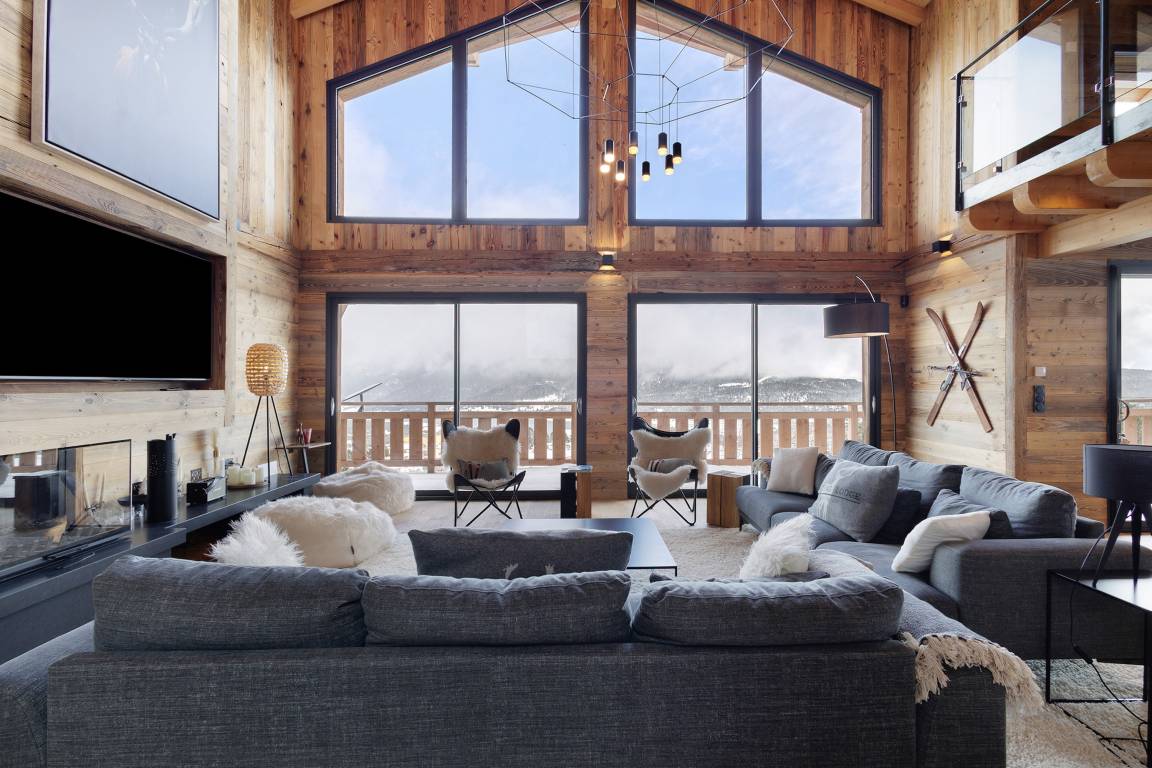 330 M² Chalet ∙ 5 Bedrooms ∙ 16 Guests - Formiguères