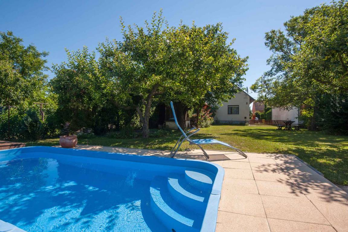 90 M² Apartment ∙ 3 Bedrooms ∙ 8 Guests - Lake Balaton