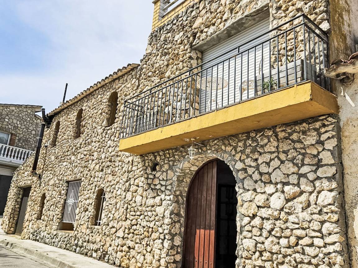 240 M² House ∙ 5 Bedrooms ∙ 10 Guests - Sitges