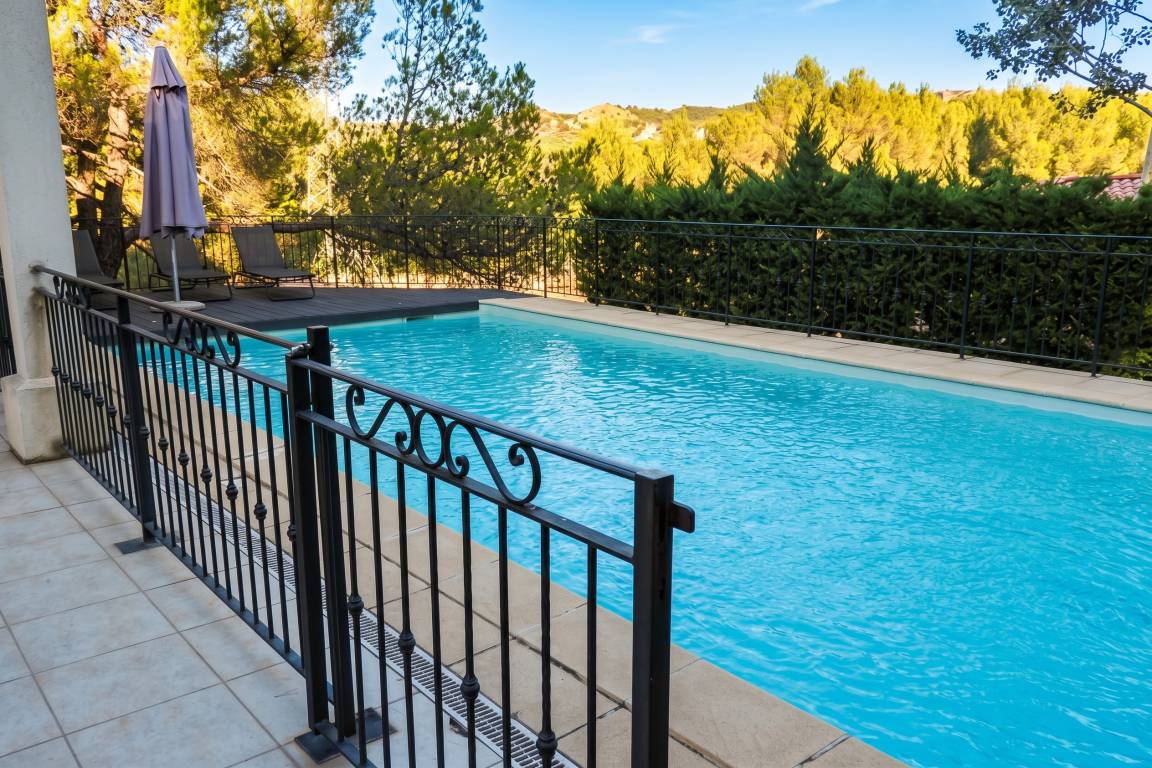 170 M² Villa Vacanza ∙ 4 Camere Da Letto ∙ 7 Ospiti - Sénas