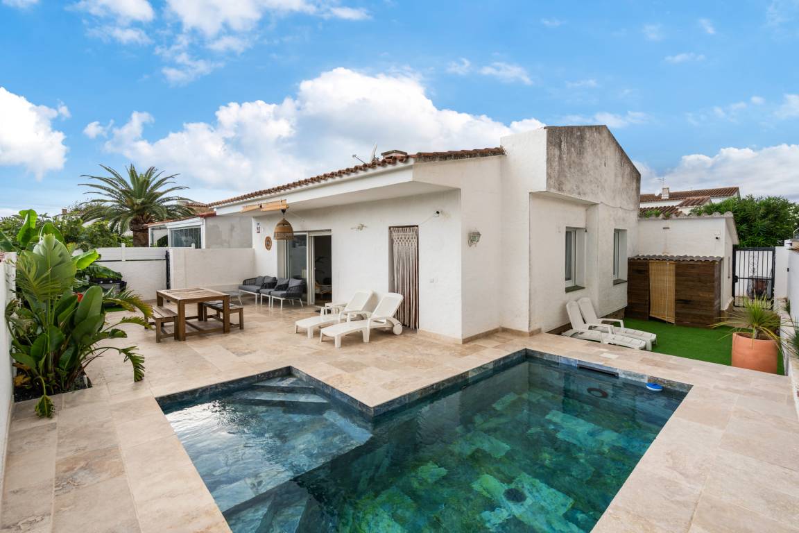 70 M² Villa ∙ 2 Chambres ∙ 6 Personnes - Empuriabrava