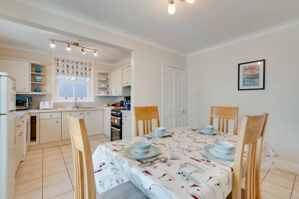 Cottage ∙ 2 Bedrooms ∙ 4 Guests - Walberswick