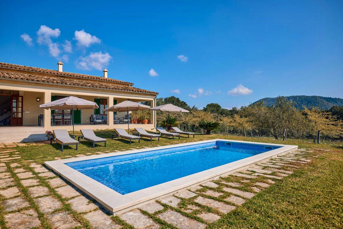 250 M² Ferienhaus ∙ 3 Schlafzimmer ∙ 8 Gäste - Sa Pobla