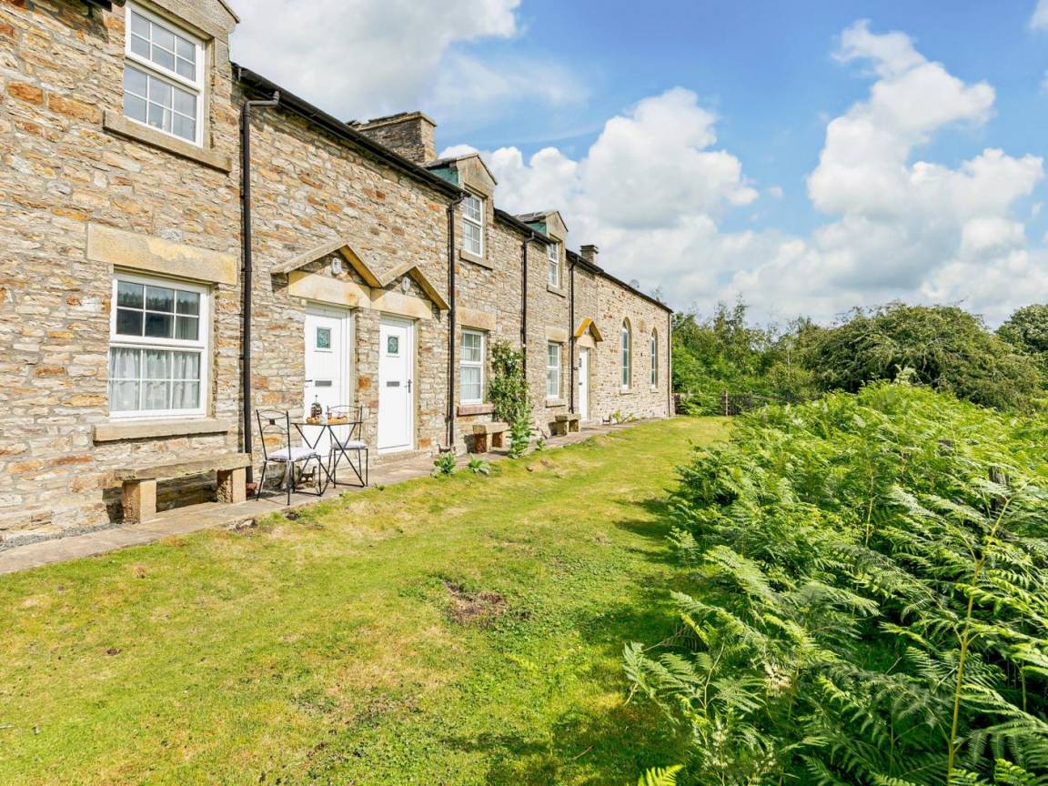 Cottage ∙ 2 Bedrooms ∙ 4 Guests - Northumberland