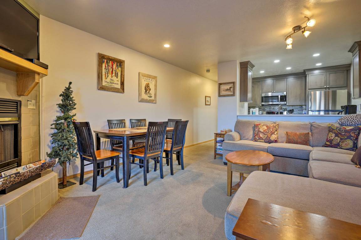 128 M² Apartment ∙ 3 Bedrooms ∙ 6 Guests - Frisco, CO