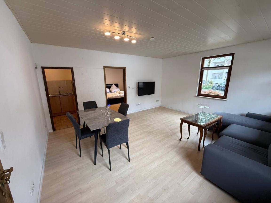 50 M² Ferienwohnung ∙ 1 Schlafzimmer ∙ 6 Gäste - Kehl