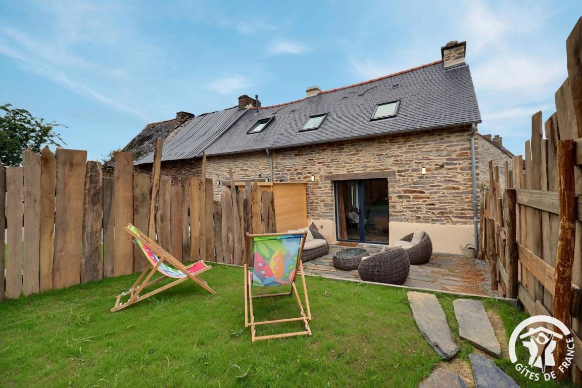 43 M² Gîte ∙ 2 Chambres ∙ 4 Personnes - Pipriac