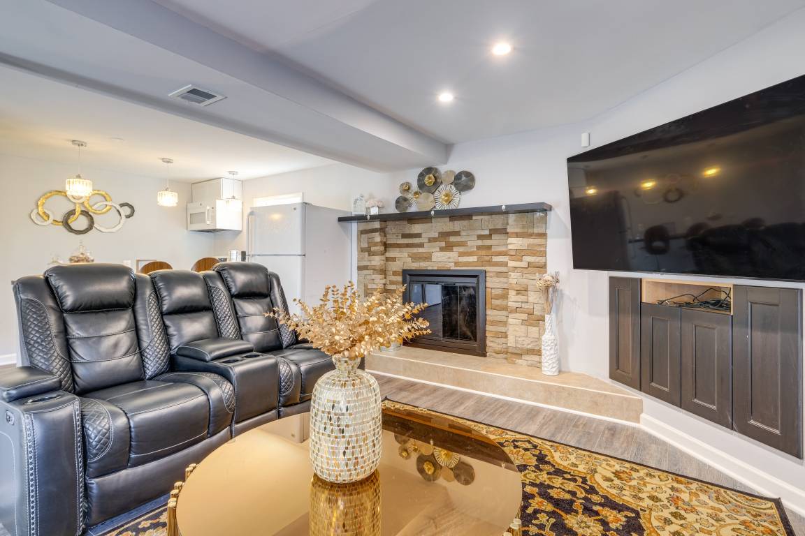 111 M² Apartment ∙ 1 Bedroom ∙ 2 Guests - Montclair, VA