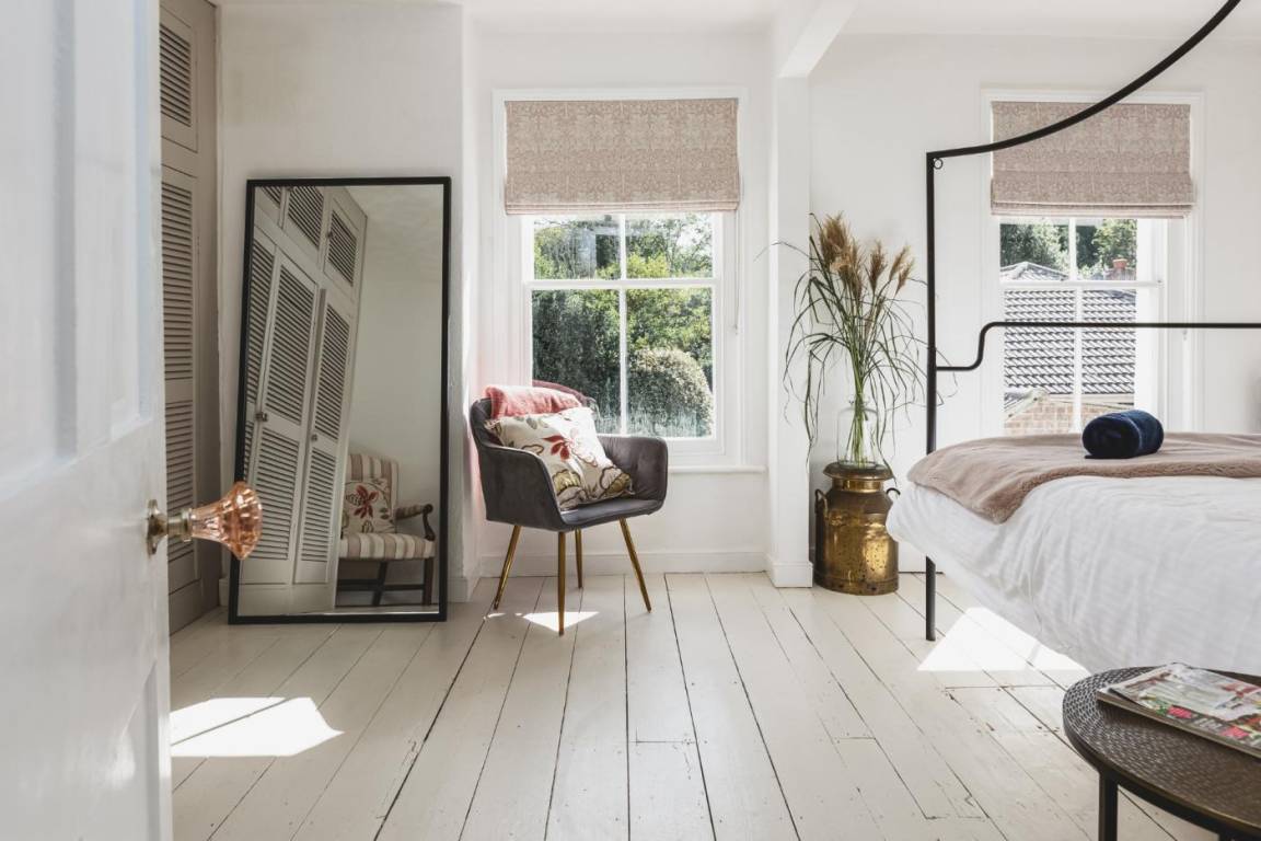 Cottage ∙ 5 Bedrooms ∙ 10 Guests - Lymington