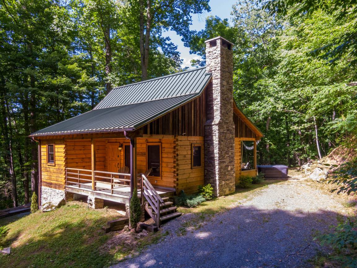 Cabaña ∙ 2 Habitaciones ∙ 6 Huéspedes - Watauga Lake, TN