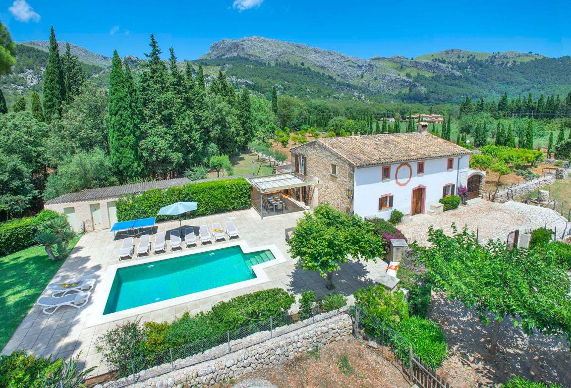 Villa ∙ 5 Bedrooms ∙ 10 Guests - Majorca