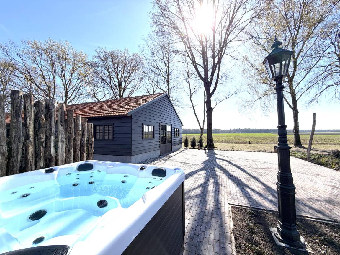 200 M² Maison De Vacances ∙ 3 Chambres ∙ 6 Personnes - Lommel