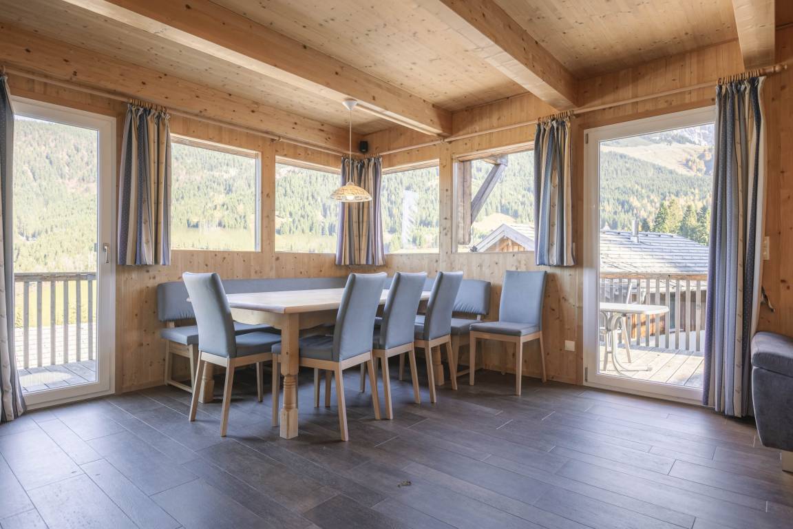 105 M² Chalet ∙ 4 Bedrooms ∙ 11 Guests - Hallstatt